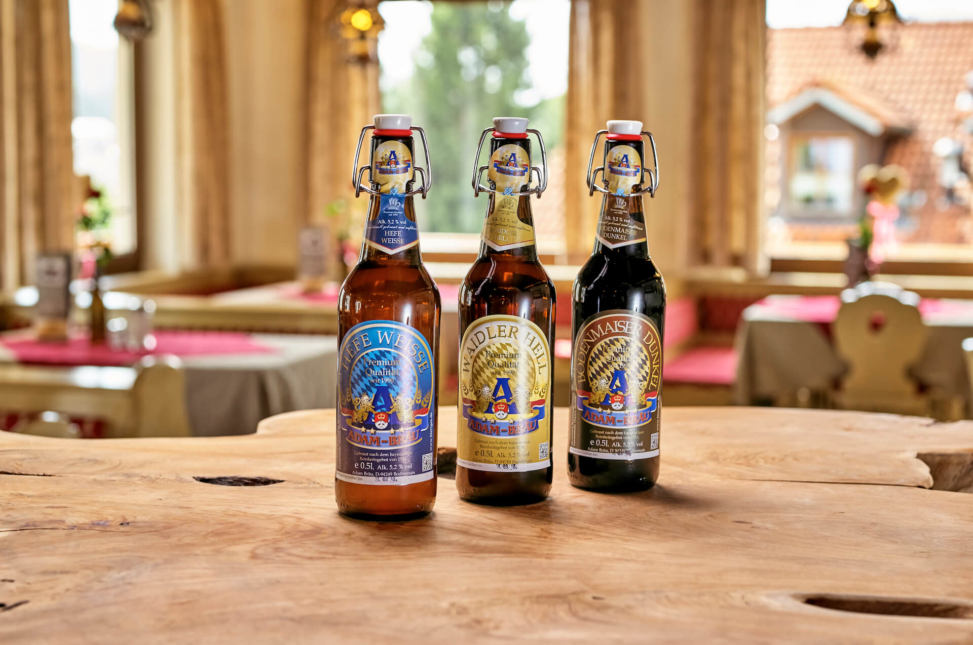 Beim Adam kommt selbstgebrautes Bier auf den Tisch